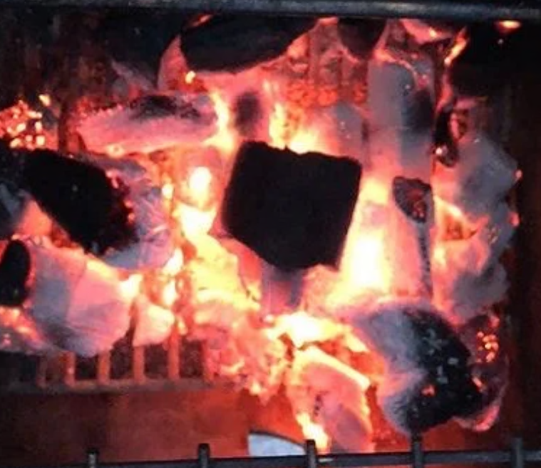 Buffalo Lump Charcoal - 100% Oak Hardwood